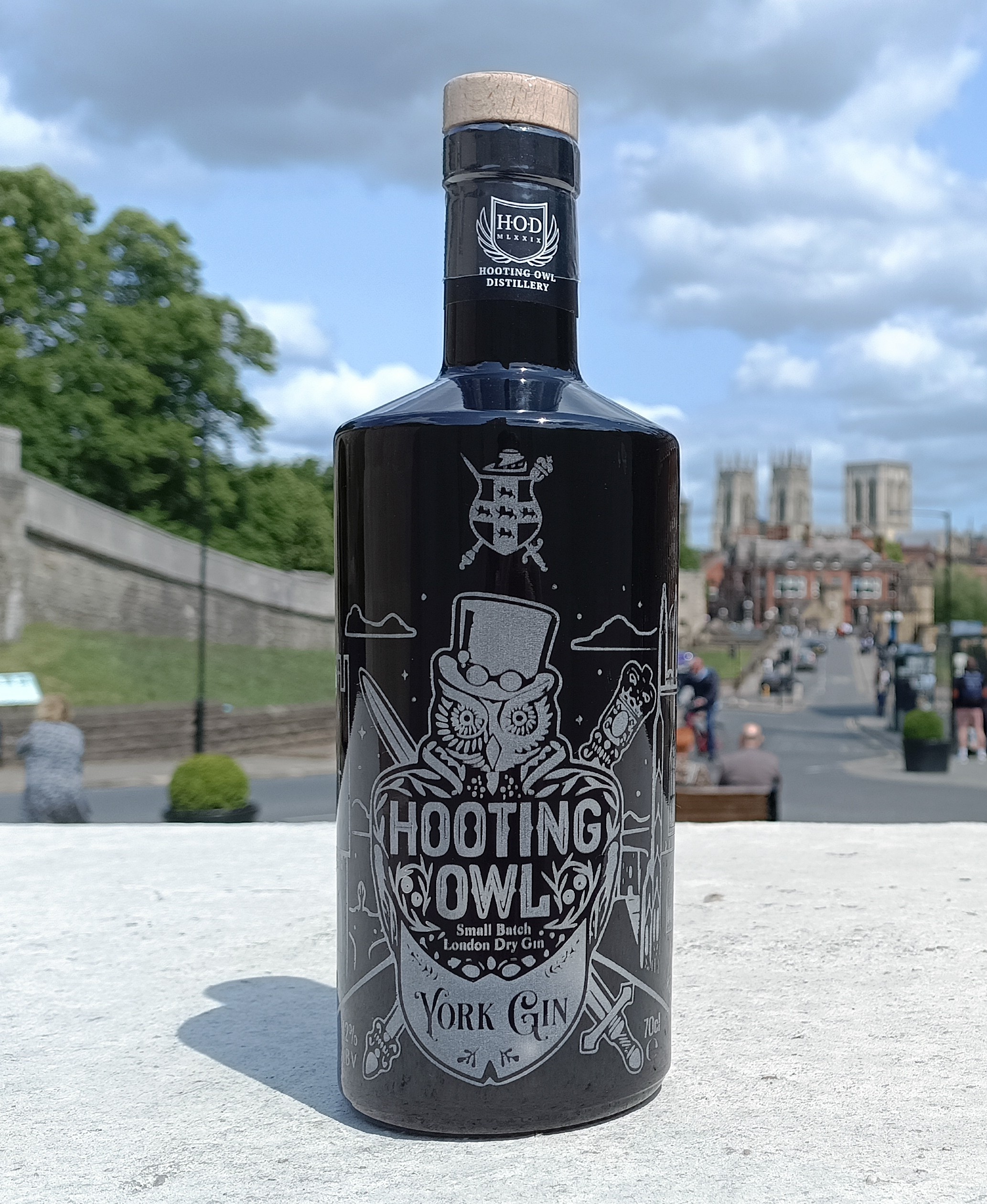 Hooting Owl York Gin 42% (70cl)
